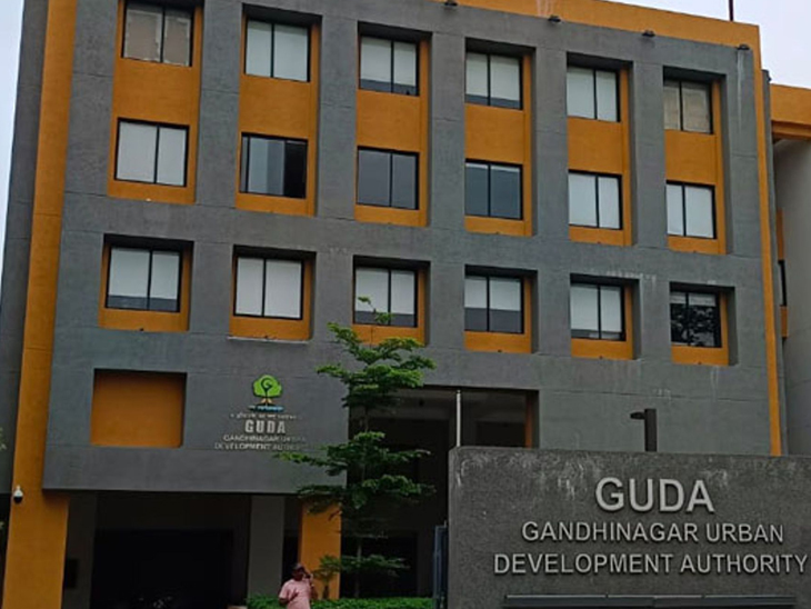 Beneficiary will be given possession only after mandatory registration ...