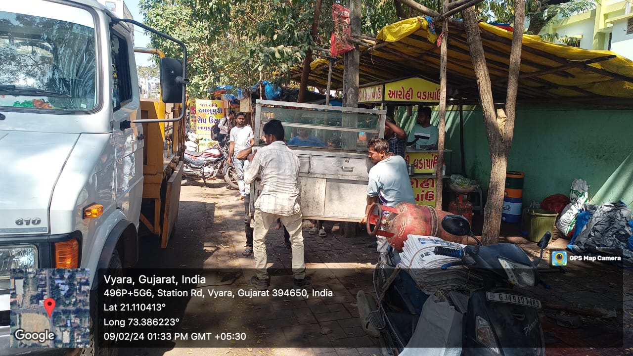 Six lorries which were haphazardly overturned in Vyara town were ...