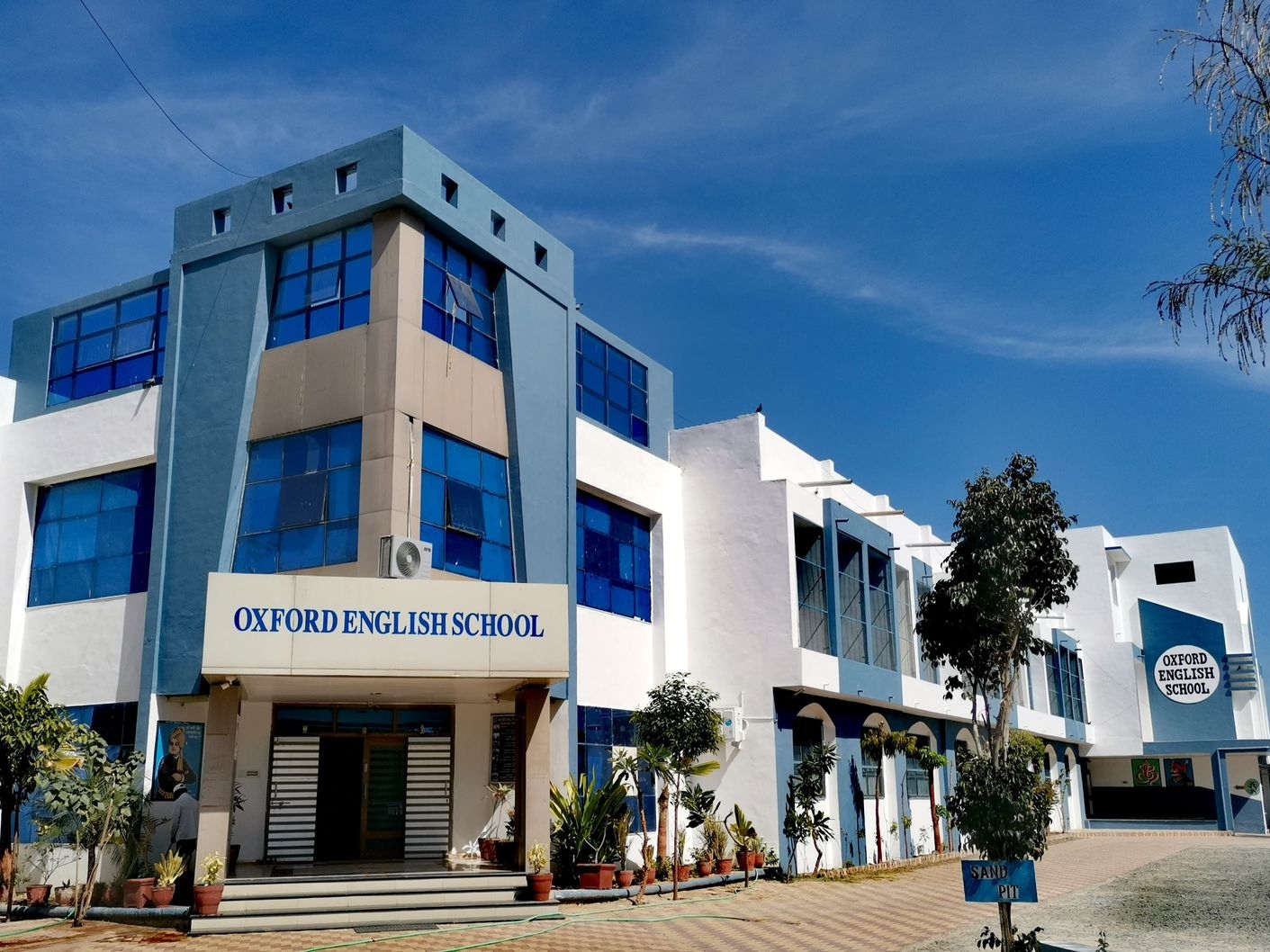 CBSE at Oxford English School Board Annual Exam 2024 Commencement ...