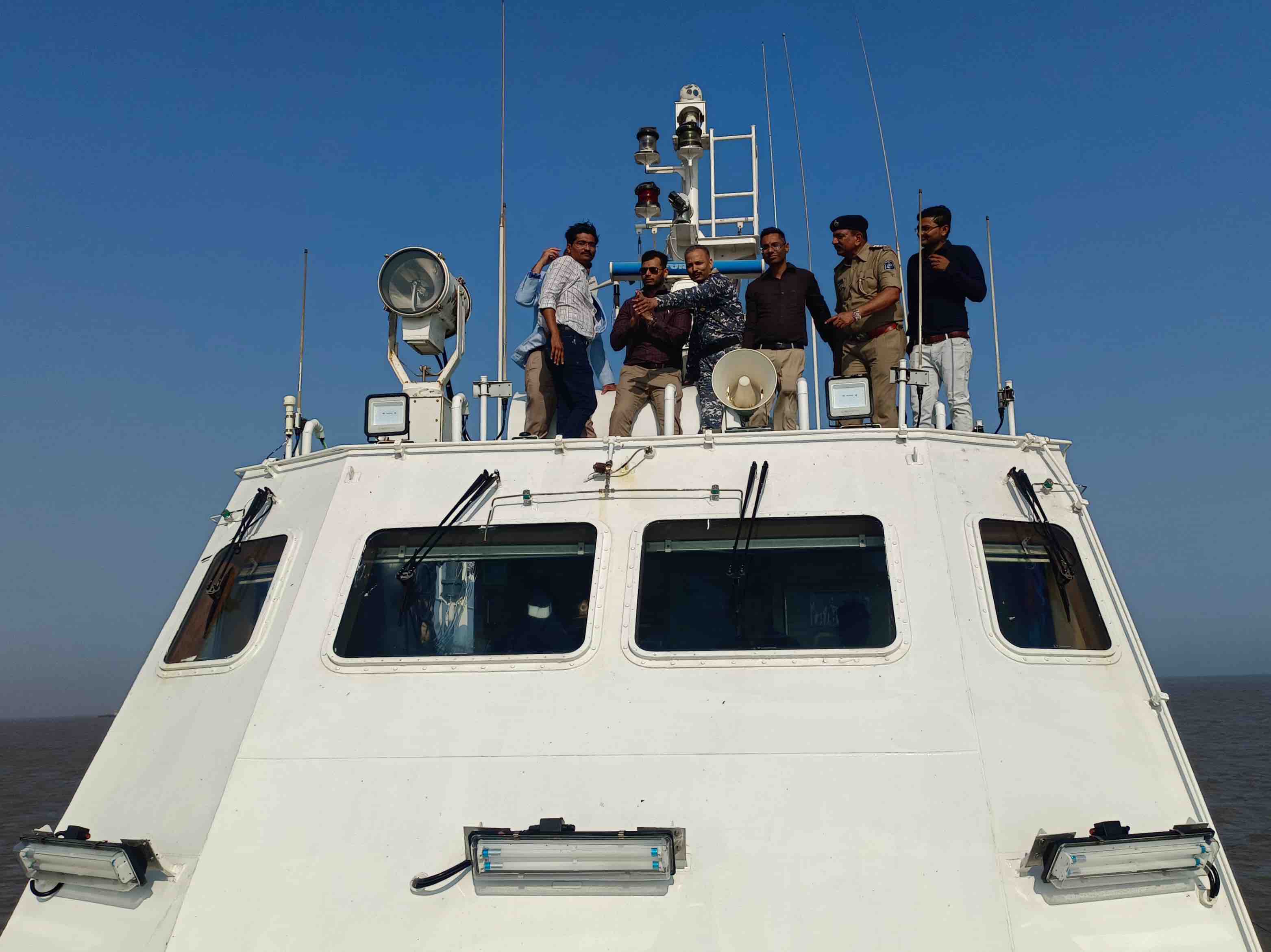 Amreli District Collector Ajay Dahiya visited Pipavav Coast Guard, later reached the Fox Bat ...