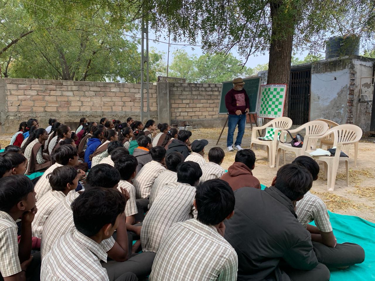 230 students were mentored by international players in a chess workshop ...