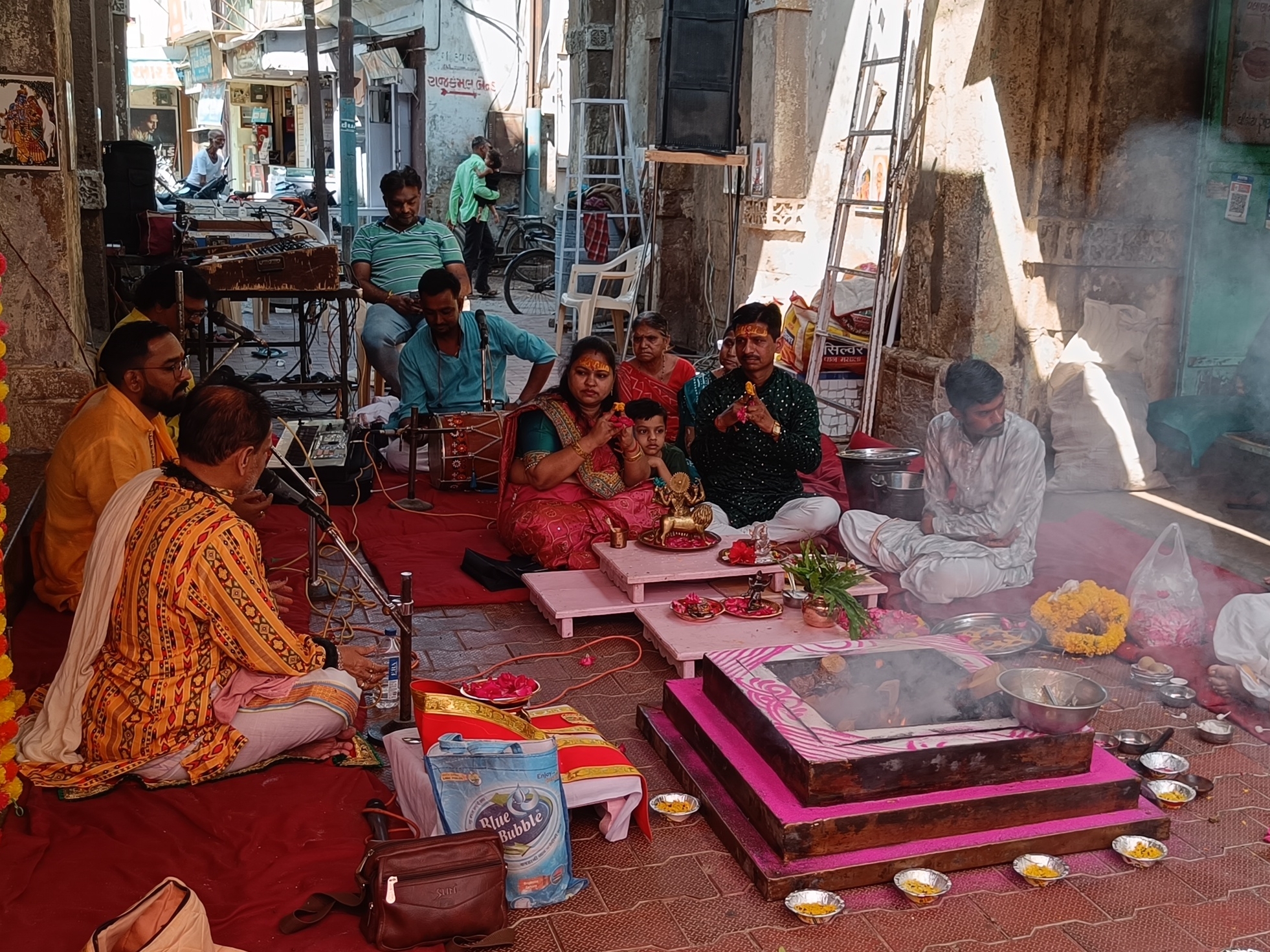 Annakoot and Havan of 56 people were held on the occasion of the ...