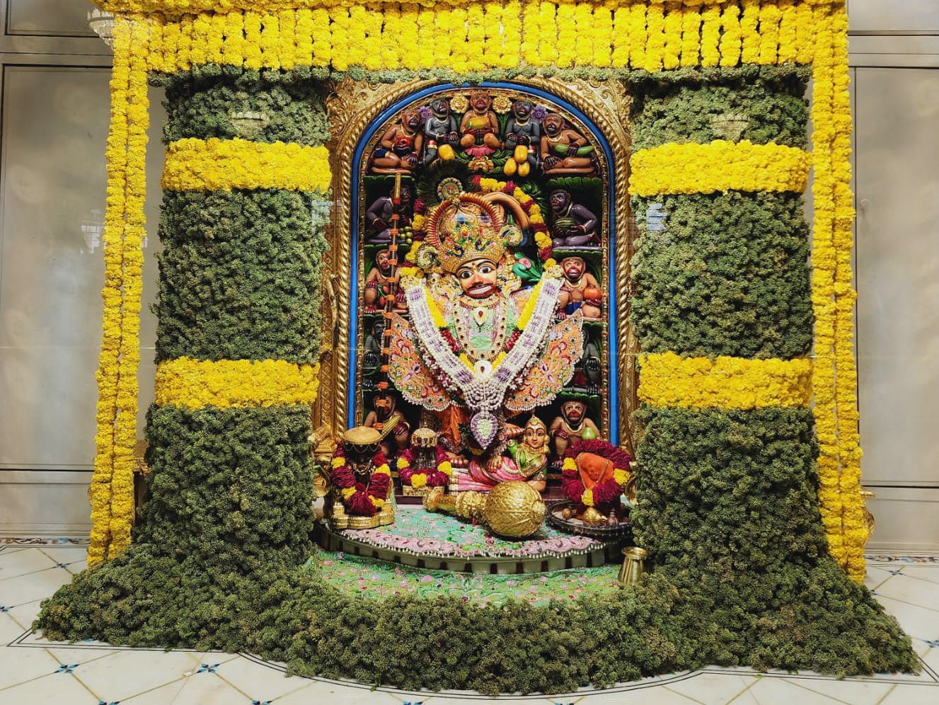 Srikashtabhanjandev Dada was blessed with the divine decoration of ...