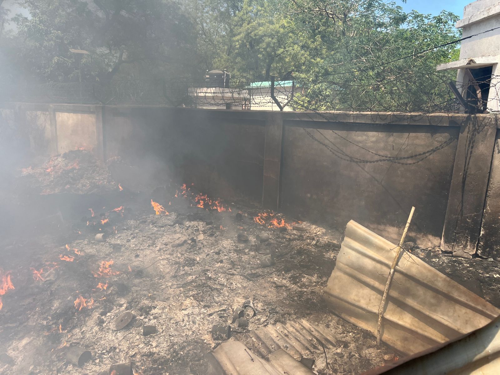 Fire at scrap godown near Lekawada Patiya, Gandhinagar due to ...