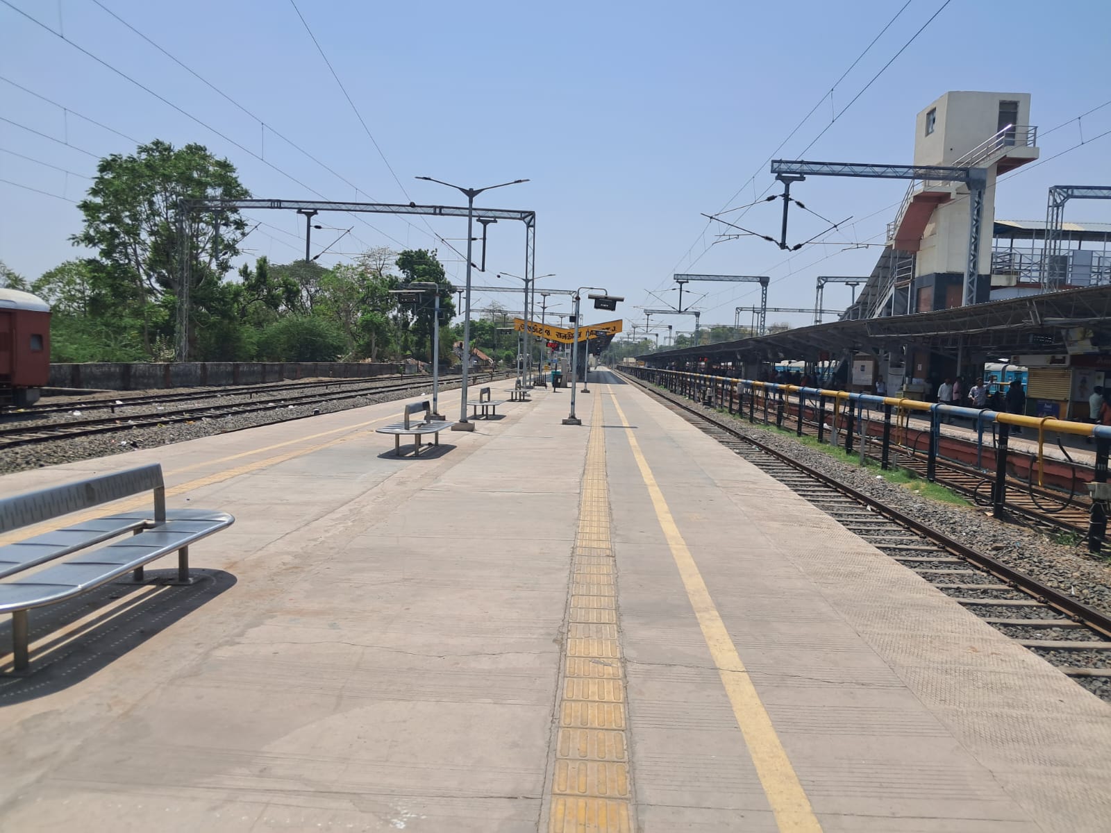 Lack of facilities including sheds, fans, lights, water, toilets on ...