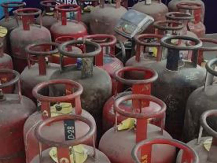 Illegal gas refilling shops raided in Surat | સુરતમાં ગેરકાયદે ગેસ ...