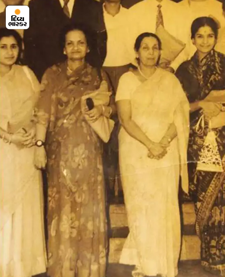 The blackboard-court singer was Zarina Begum | બ્લેકબોર્ડ-દરબારી ગાયિકા ...