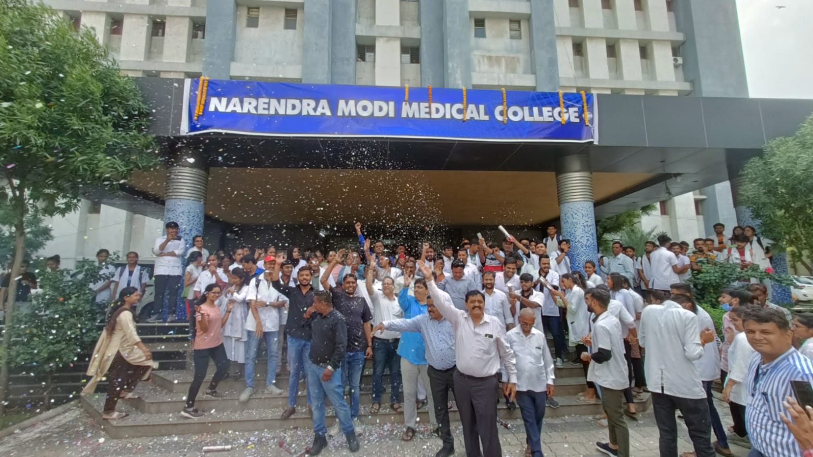 4 senior doctors of AMC-run Maninagar Narendra Modi Medical College ...