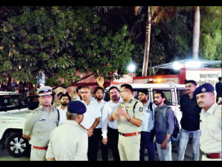 Commissioners hit the road... SVNIT circle signal time changed to 60 ...