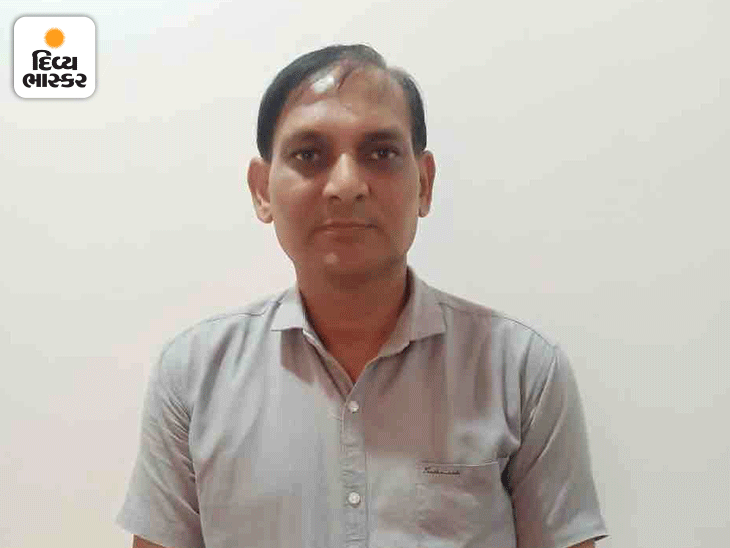 Administrator, Principal and Clerk of a Granted School in Panthawada ...