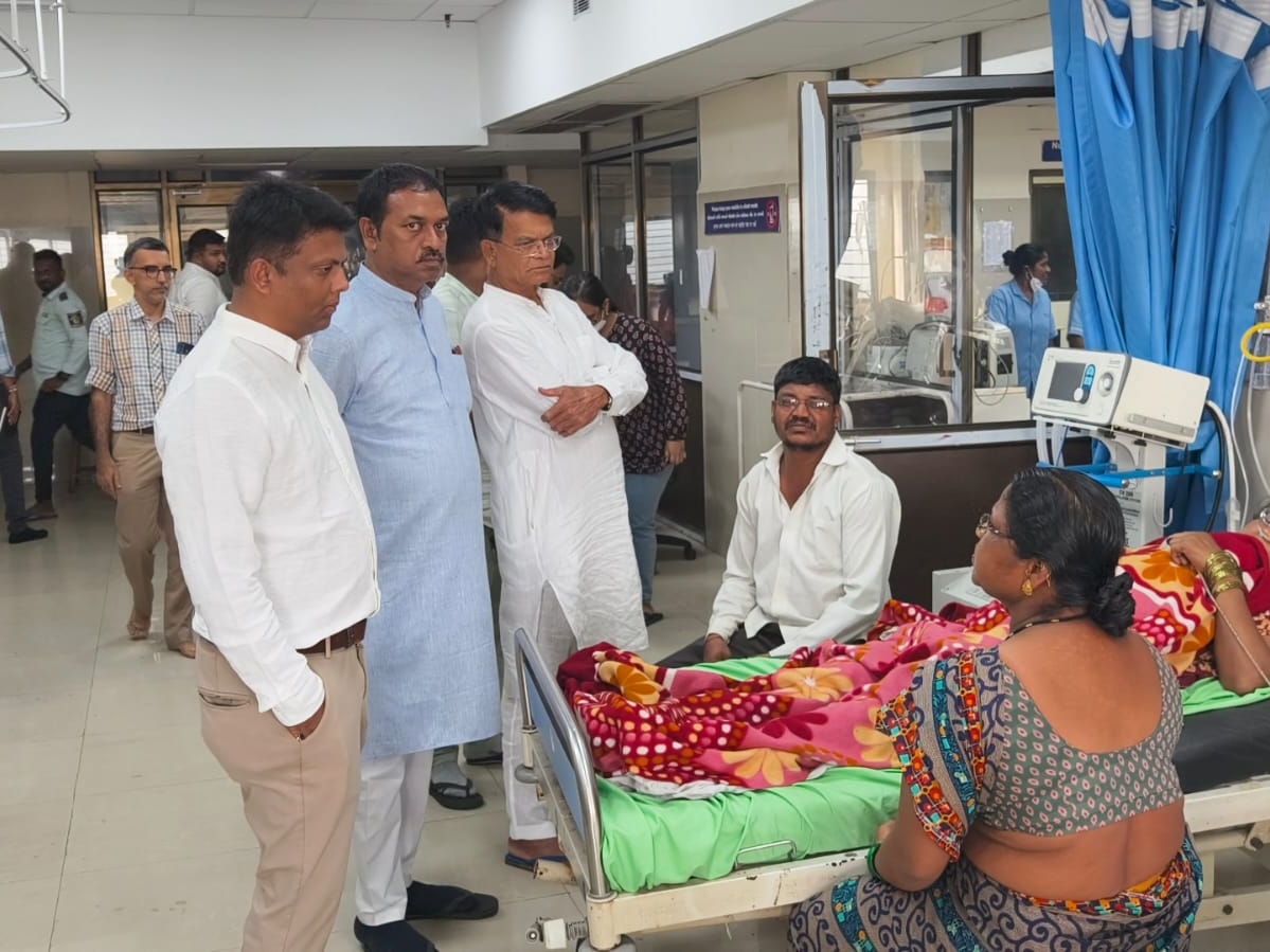 After being elected MP from Valsad district, Dhawal Patel paid a ...