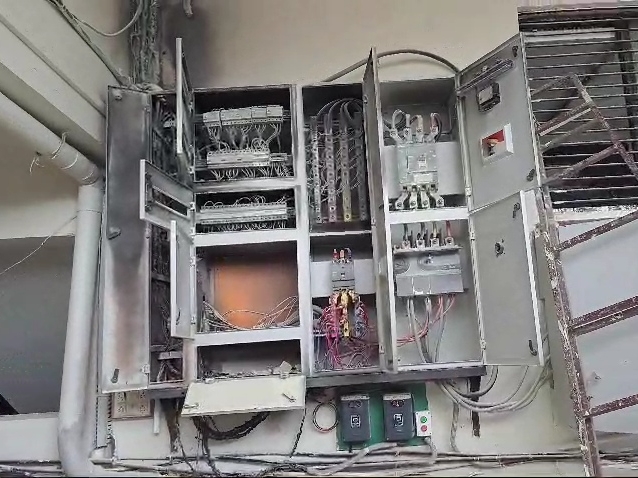 Over 500 students evacuated after meter box caught fire, no casualties ...