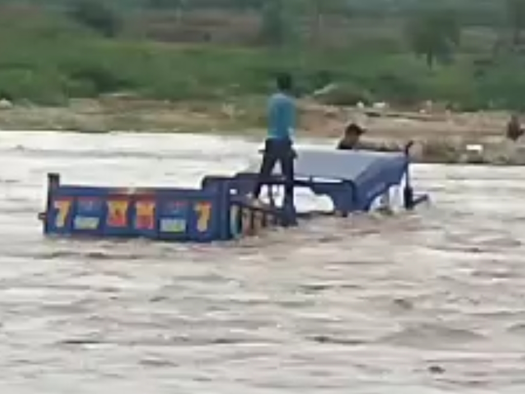 In Baina village of Devgarh Baria taluk, two people including a tractor ...