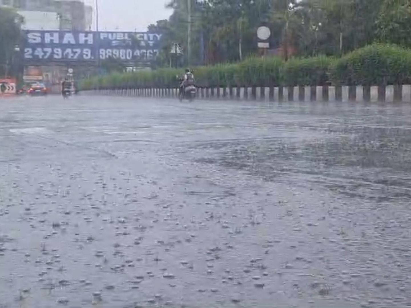 It rained from Varachha to Vesu in Surat, a relief to the city dwellers ...