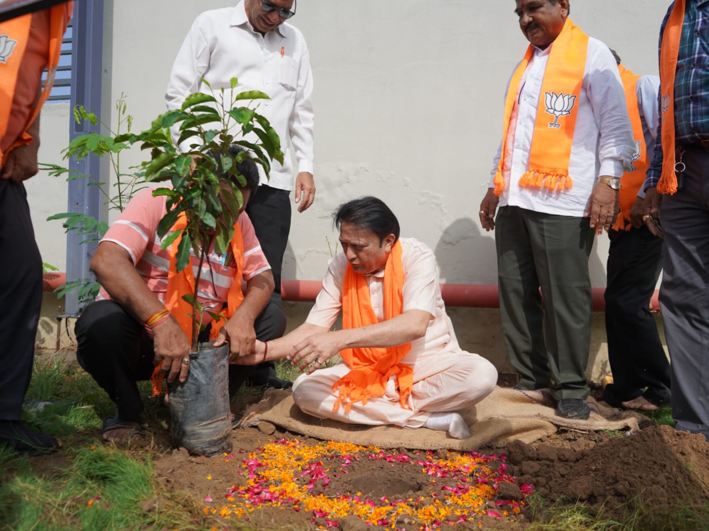 Industries Minister Balwant Singh Rajput planted a tree at Gokul ...