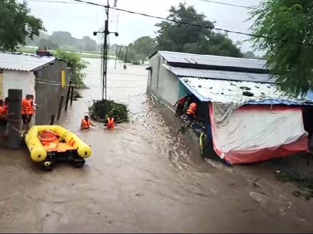 The hungry river of Mangrol's Wankal village assumed a raudra form ...