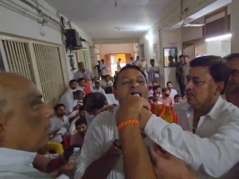 The dispute between the Sompura Brahmo Samaj and the Trust was resolved ...