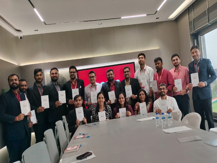 A Sorus laboratory equipped with sophisticated machines from Germany ...