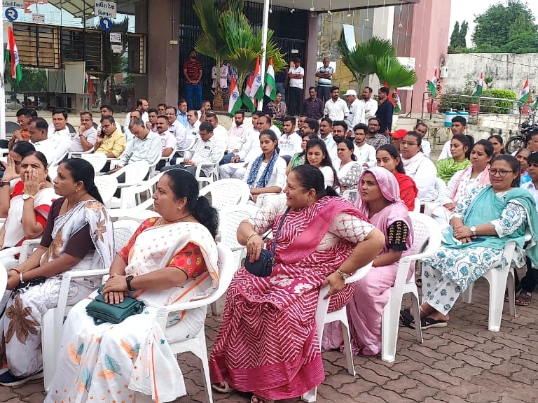 Flag hoisted at ACB Police Station in Himmatnagar, 15 complainants were ...