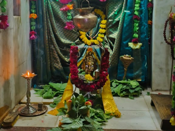 Aarti of Siddeshwar Mahadev and Bharat Mata was organized by BJP ...