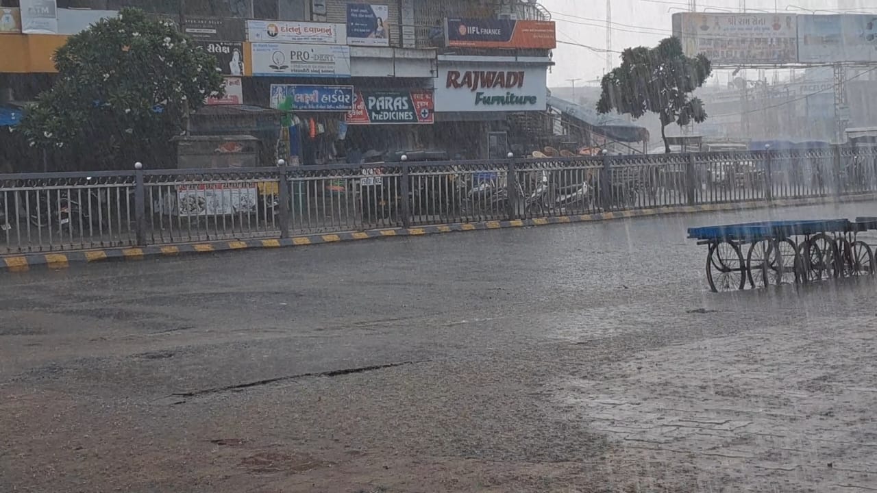 After 8 days in Bharuch city, Meghraja's visit again | હવામાન: ભરૂચ ...