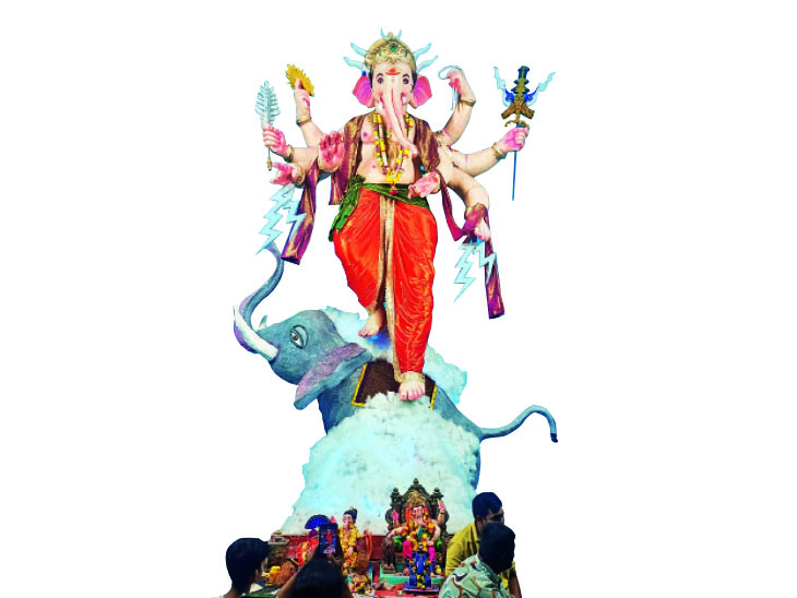 Due to the 27 idols over 17 feet tall, for the first time the Visharan ...