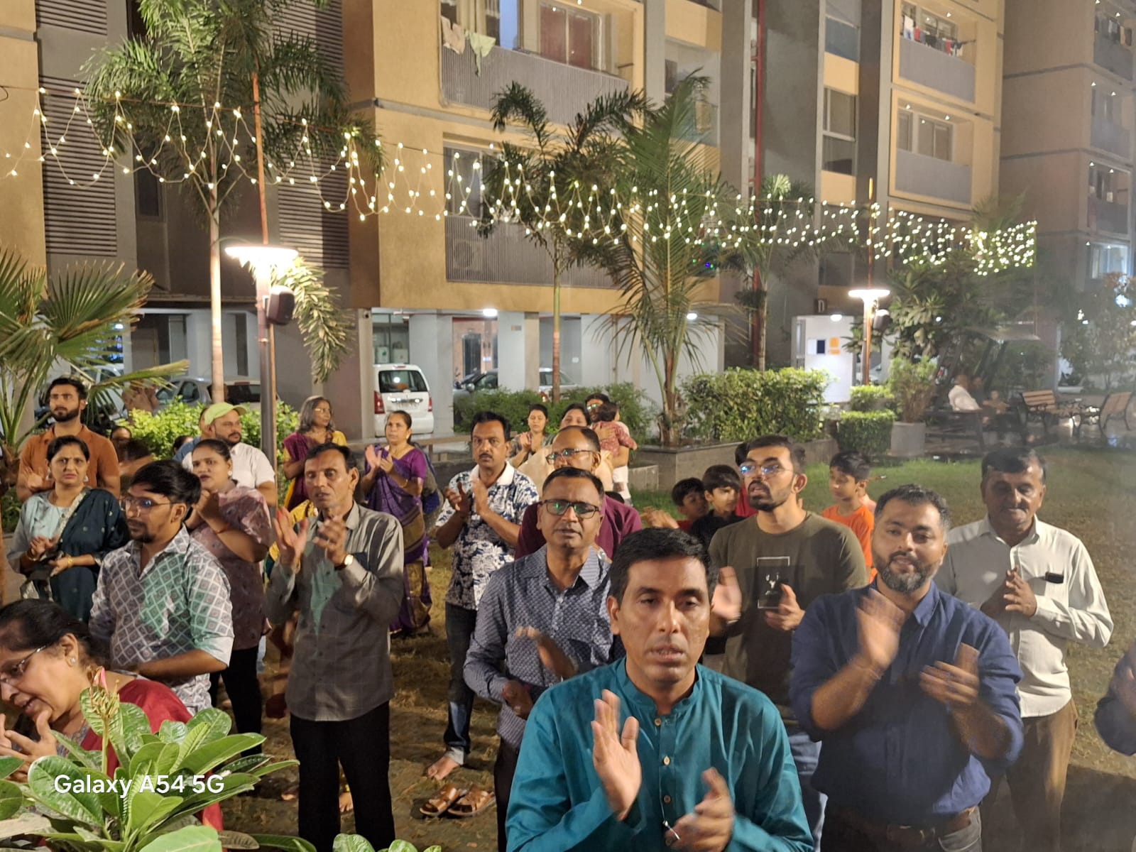 8th Norte Maha Aarti, Maha Prasad and Garba Ramzat at Samveda Green ...