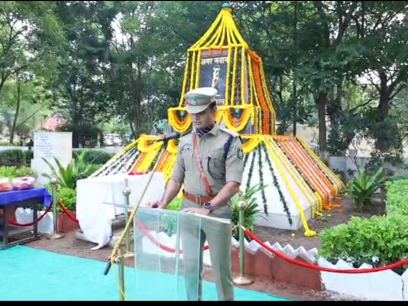 Remembrance Day was observed at Bharuch Police Headquarters