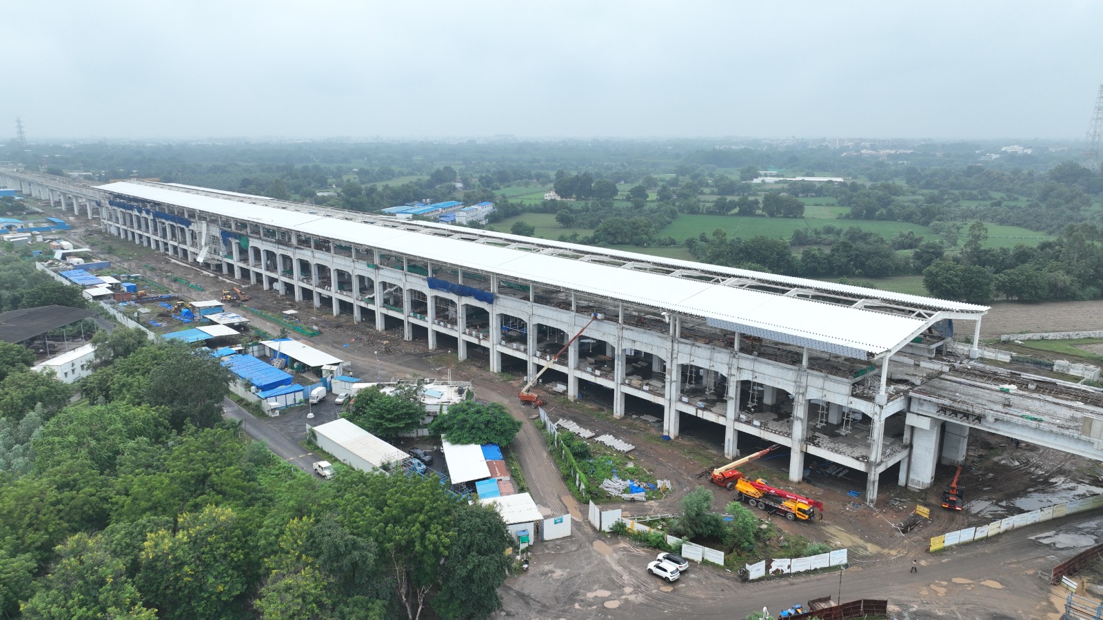 Concourse slab and rail level slab work completed at Anand (Nadiad ...