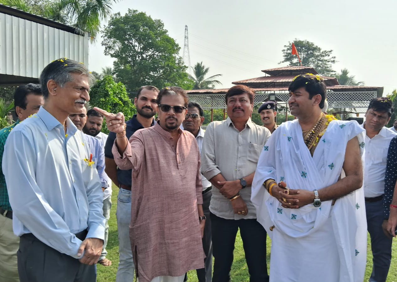 The Lt. Governor of Pondicherry visited the Gajanan Ashram located in ...