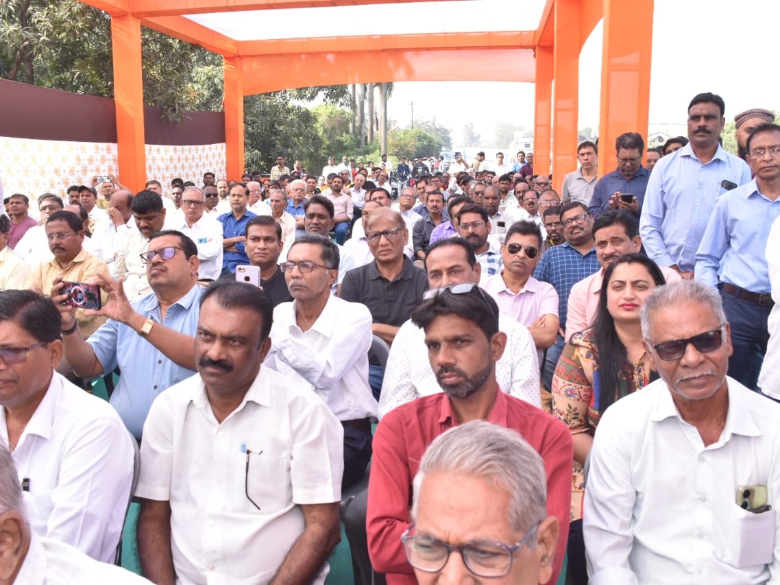 Inauguration of Over Bridge over Pardi Railway Station and New Railway ...