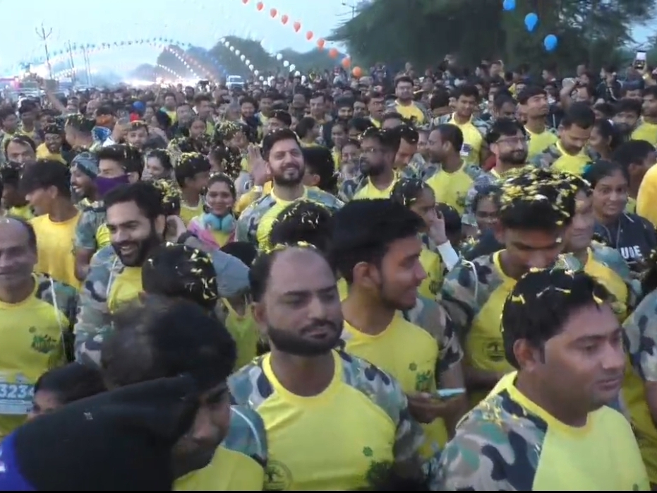 3,000 runners in pink chilly join Reva Marathon 2.0, a marathon ...