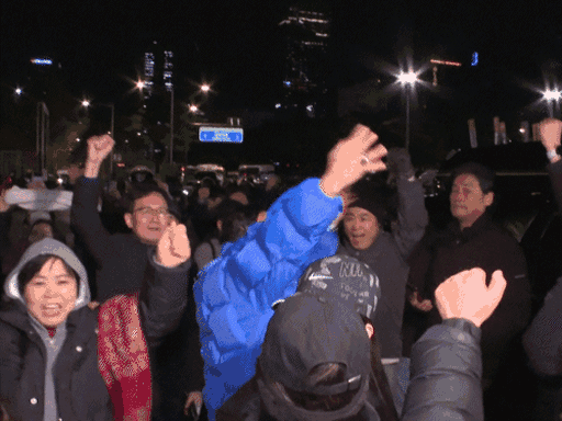 Crisis in South Korea - Demonstrations nationwide, dissidents in custody