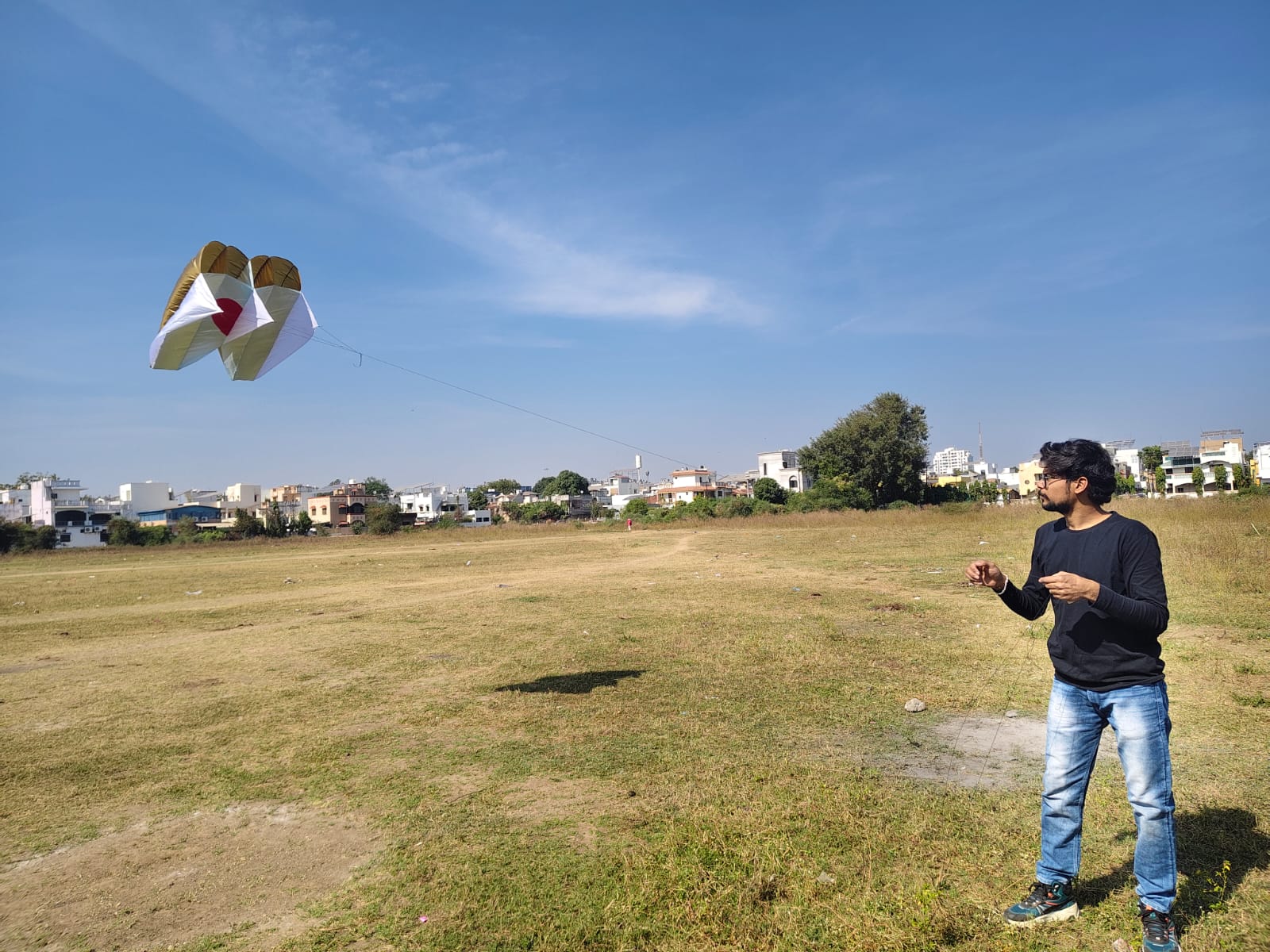 Now you can fly a kite without a string | દોરી અને પવન વગર ઊડશે પતંગ ...