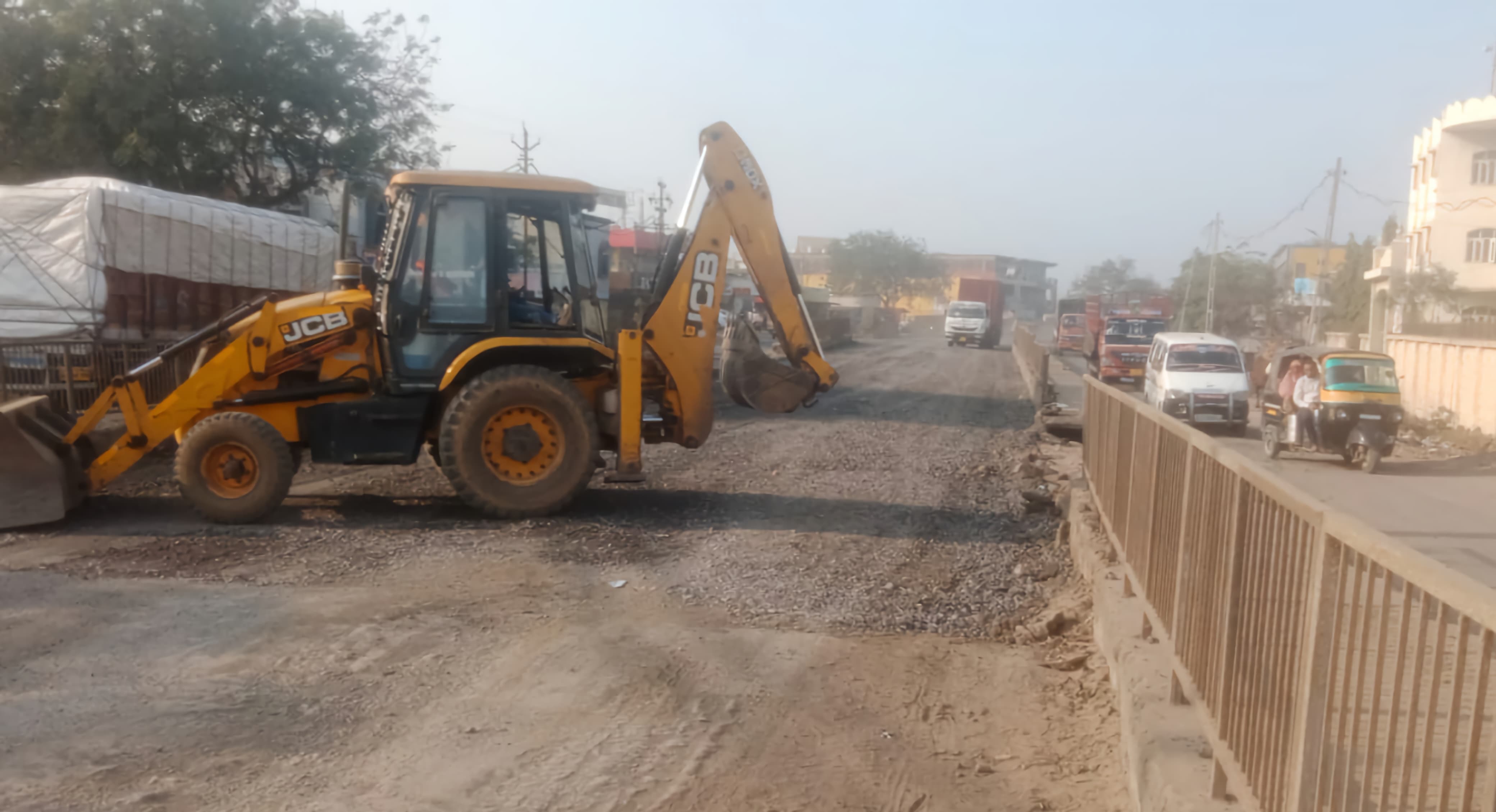 A road in Amod taluka built at a cost of Rs. 13 crores became ...