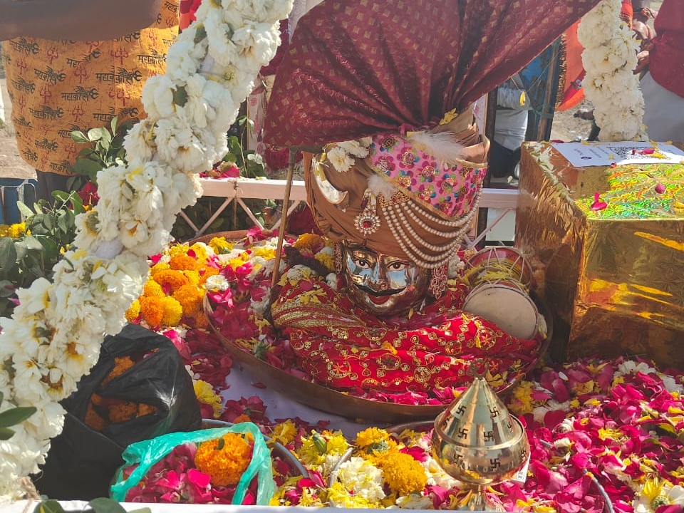 Shiva Yatra begins in Ankhol village, receives devotional welcome at Taksh Divine | શિવરાત્રિ ...