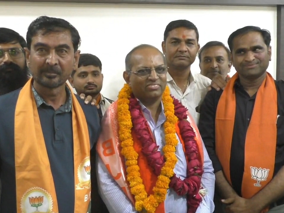 Old Sangh worker Jayantibhai Rajkotia becomes district president ...