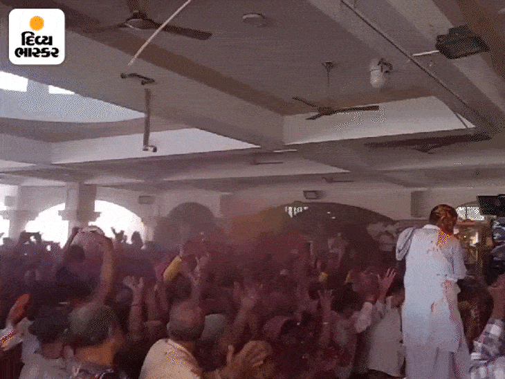 Dhuleti celebrated with color-rain dance in clubs and party plots ...
