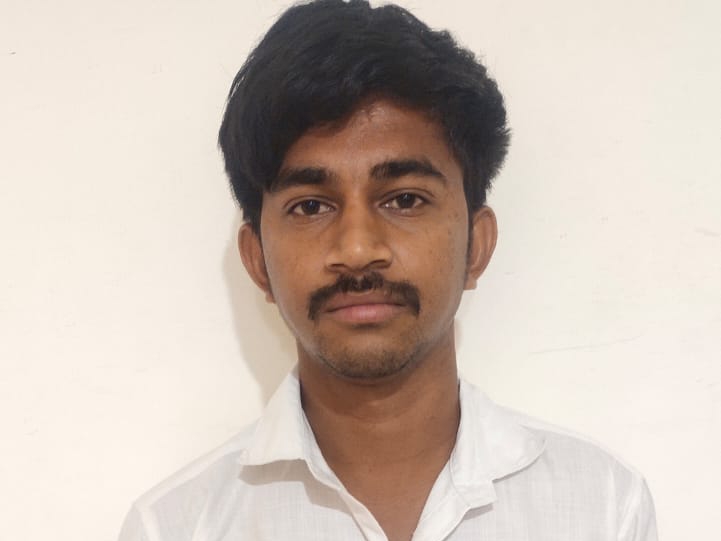 VCE caught red-handed taking bribe of Rs 200 in Magodi village of ...