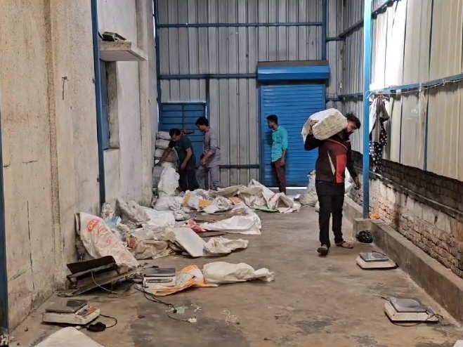 Major action taken against plastic unit in Halol GIDC | હાલોલ GIDCમાં ...