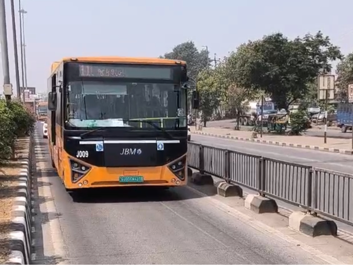 CCTV surveillance on private vehicles on BRTS route E-memo