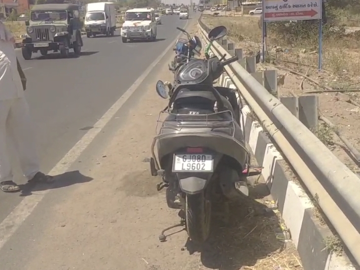 A youth died in an accident on the Banas River bridge in Deesa ...