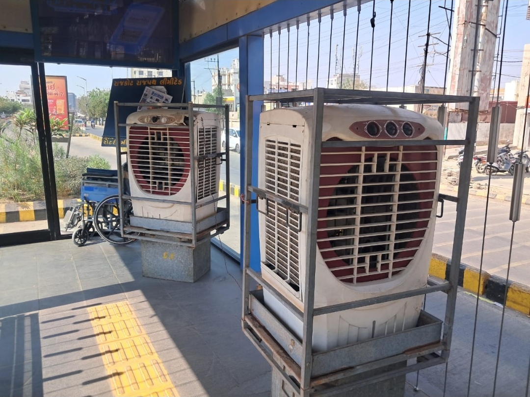 Rajkot Municipal Corporation installed 38 coolers in 19 BRTS stands ...