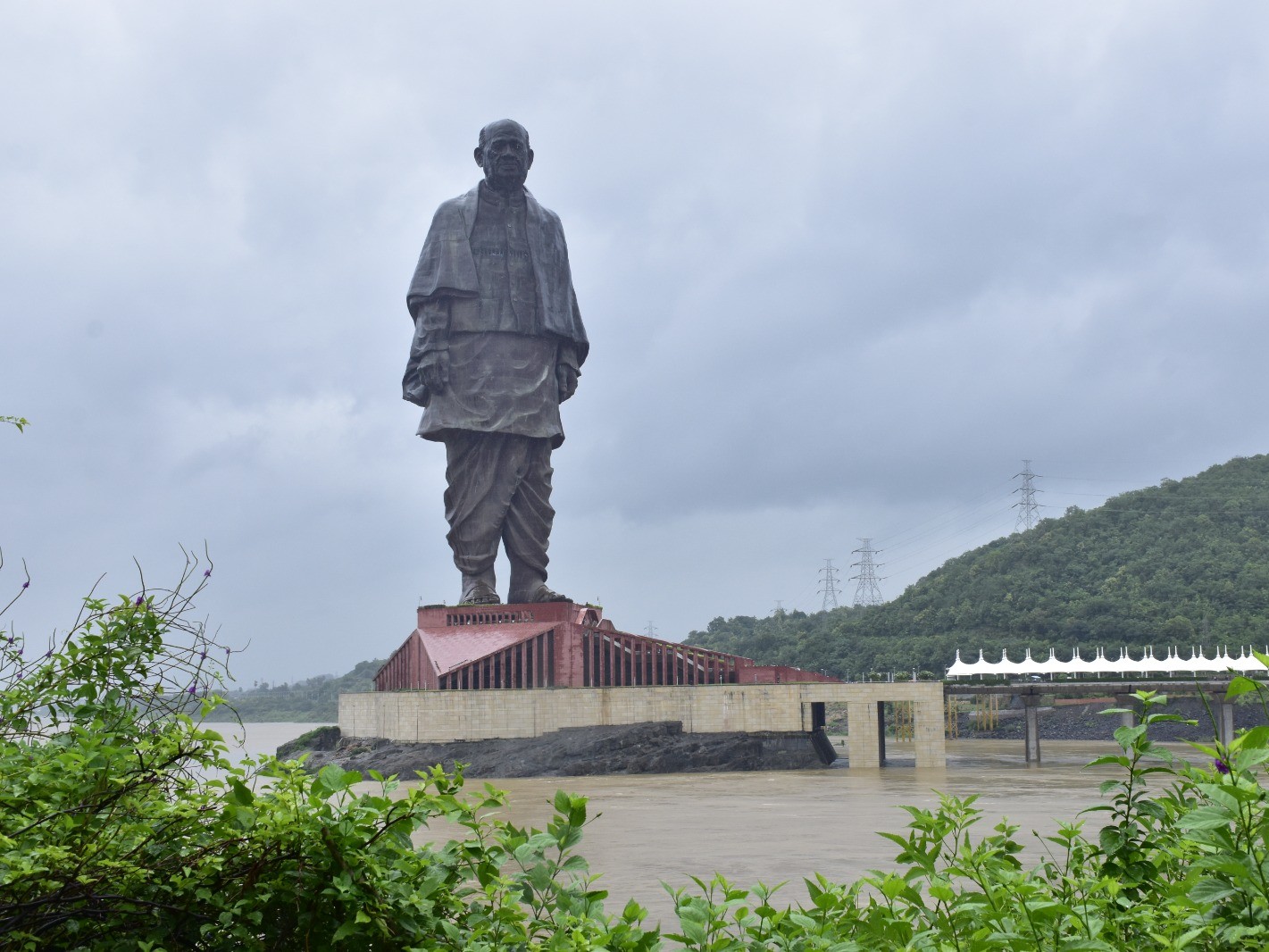 New timetable at Statue of Unity, Laser show to be held at 7:30 PM and ...