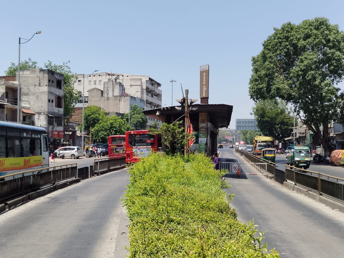 AMTS buses to run on BRTS corridors in Ahmedabad To start from April 25 ...