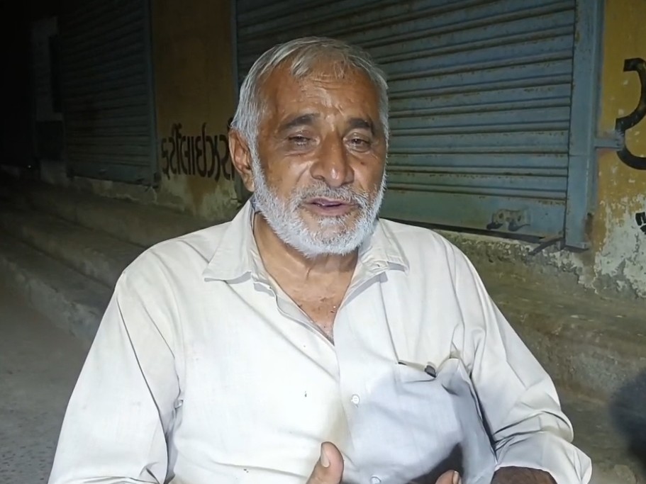 Pakistani woman sent back from pier, 71-year-old Saeeda Biwi sent back to Karachi after 10 days ...