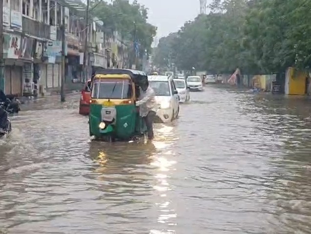 20 mm rainfall in Bharuch district, highest in Vagra, low-lying areas ...
