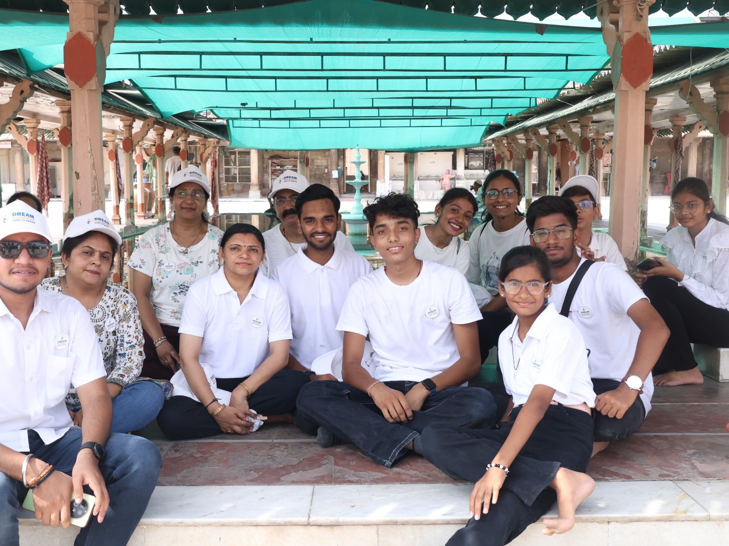 More than 50 people enjoyed the heritage walk from Kalupur Swaminarayan ...