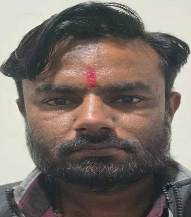 Pakistani female spy syndicate targets Gujarat’s borders: Online honeytraps lure men via ...