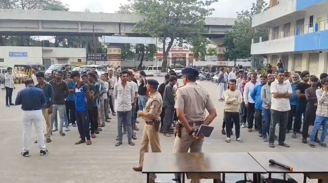 Surat police summon 73 criminals, advises to abide by law strict action ...
